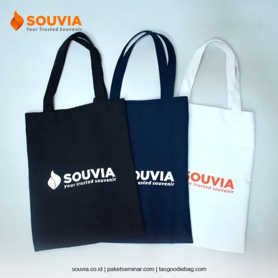 Tingkatkan Brand Visibility dengan Sablon Tas Custom - Famous Printing