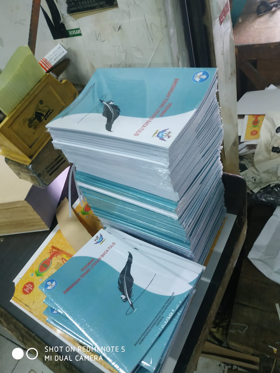 Dimana Tempat Percetakan Buku Berkualitas - Famous Printing Surabaya