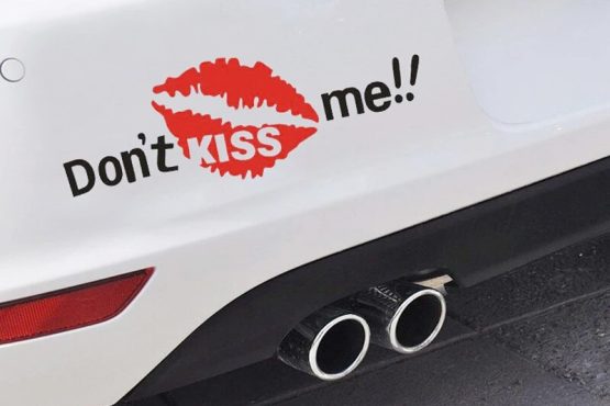 Panduan Utama Mengenal Berbagai Jenis Stiker - Famous Printing Surabaya